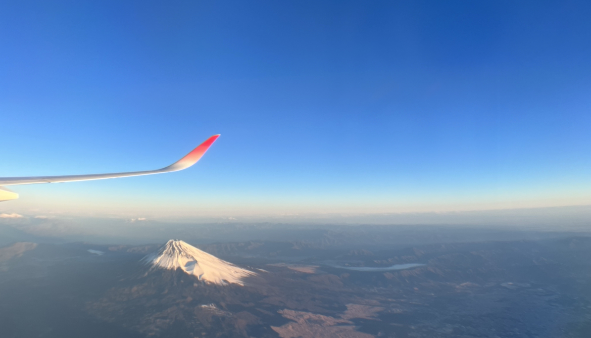 【女ひとり旅】2023年羽田空港発JAL初日の出フライトに乗ってみたら最高の体験ができた！ | Maikoのひろくゆるくはじめてみよう